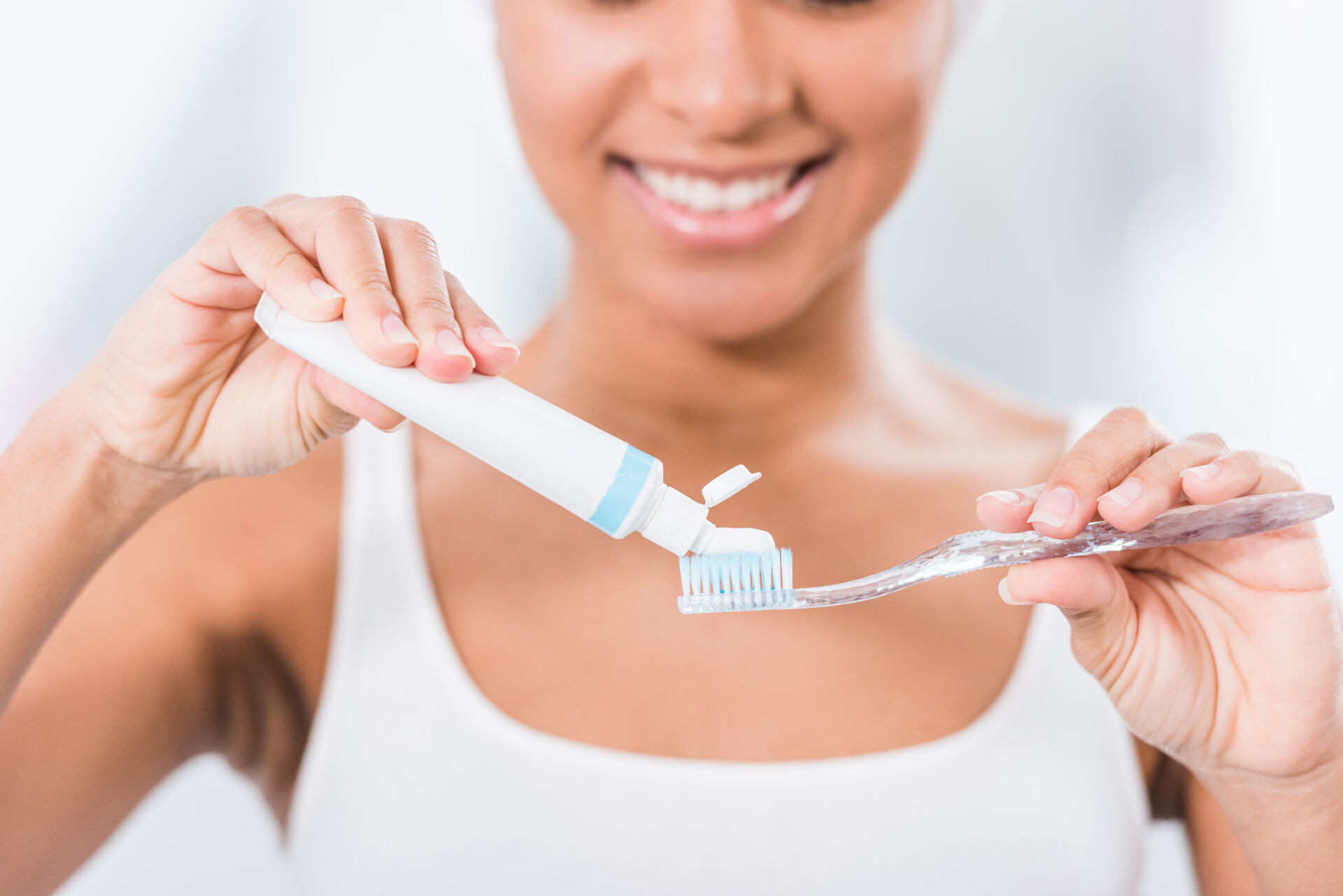 Brossage des dents après une rhinoplastie | Dr Cuno